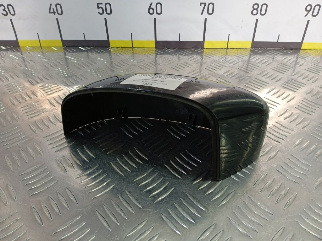 Накладка зеркала Б/У для FORD Focus III (2011—2015) 2032196