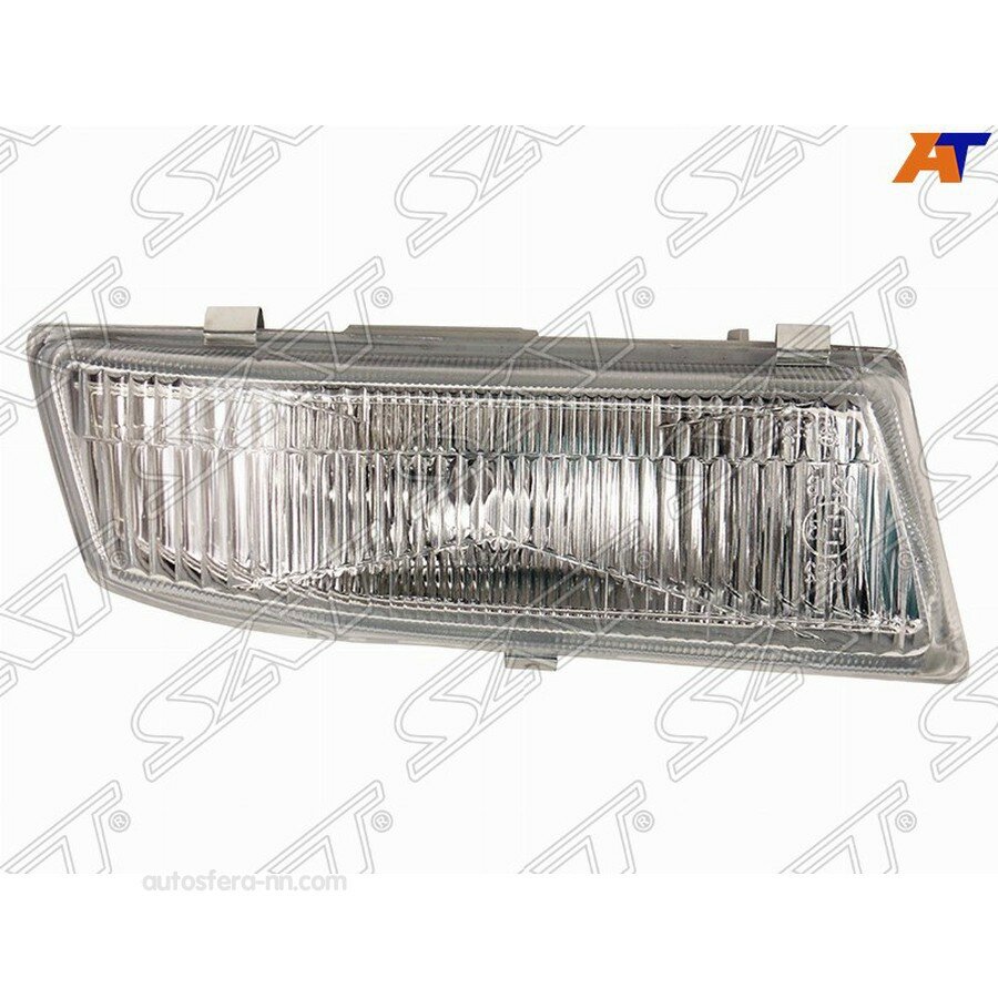 SAT ST449R Фара противотуманная (Справа) Toyota Ipsum (SXM10) 96-98 / Picnic 96-01