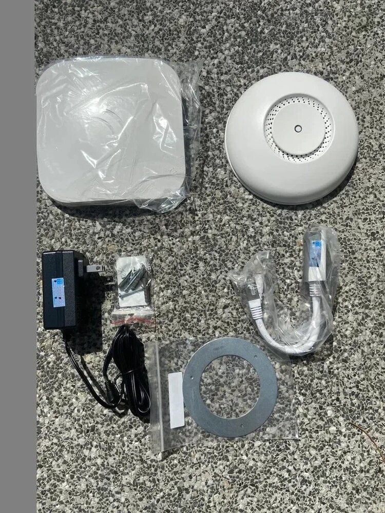 Точка доступа MikroTik cAP ac, двухдиапазонная, питание PoE, 5 ГГц, 2.4 ГГц — фото 1