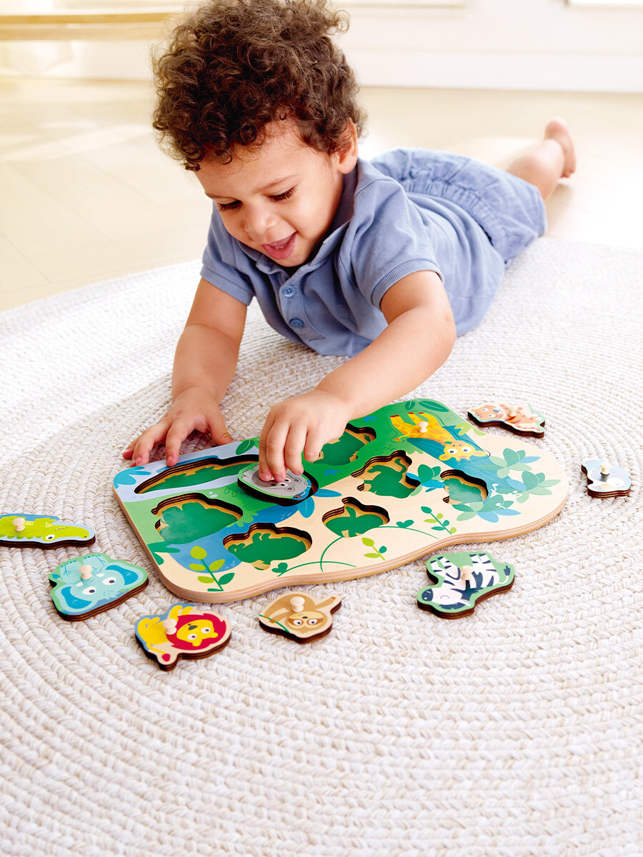 Головоломка Hape "Вкладыши. Дикие животные", дерево, для развития моторики, от 2 лет