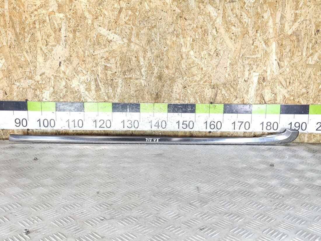 Молдинг стекла двери левой задней HONDA Legend 1991-1996 72950SP0A02