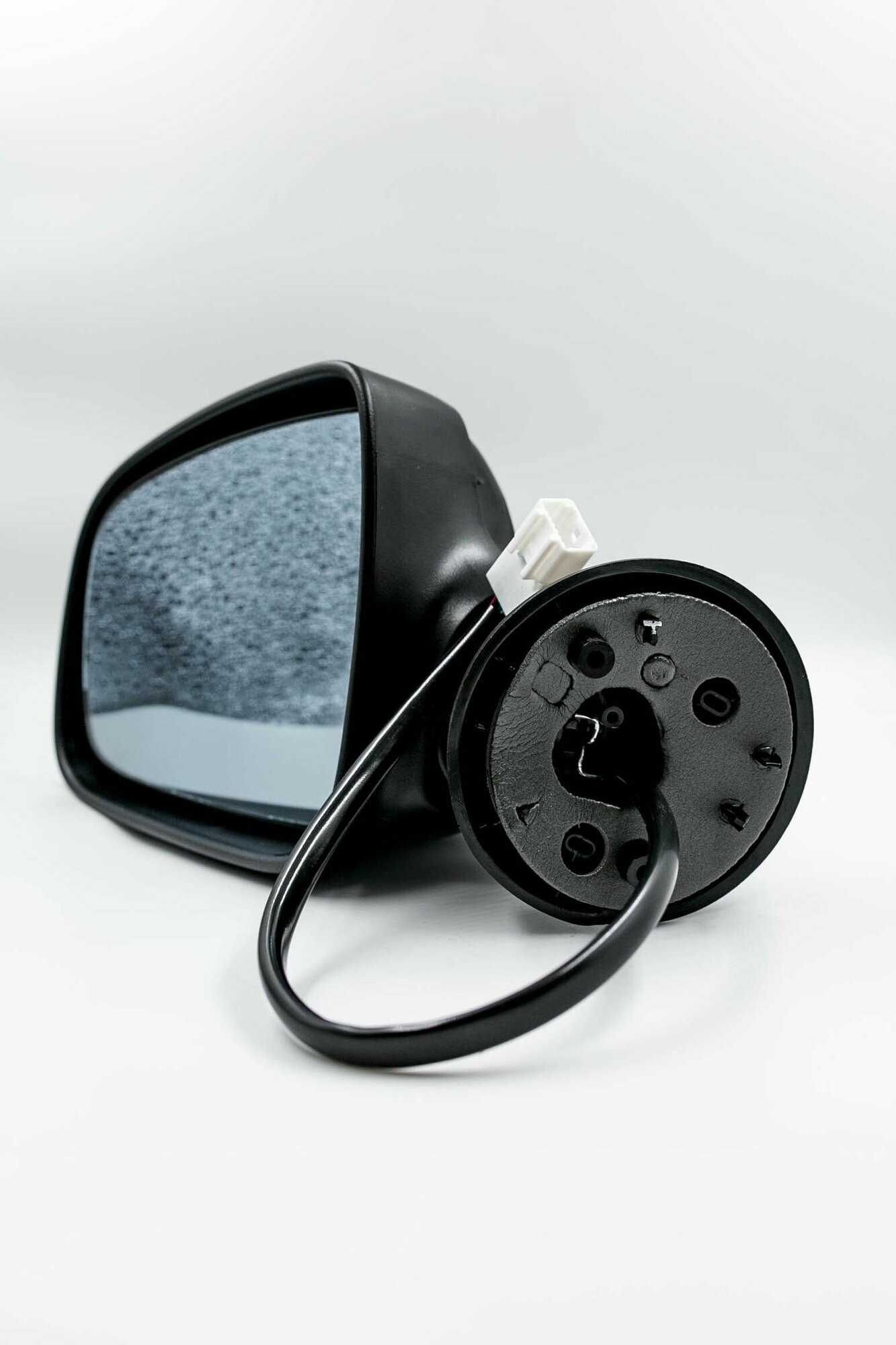 Зеркало заднего вида левое с электроприводом, повторителем, обогревом, антибликом для а/м Lada Largus, Renault Logan - автоблик арт. R90.8201021 (231)