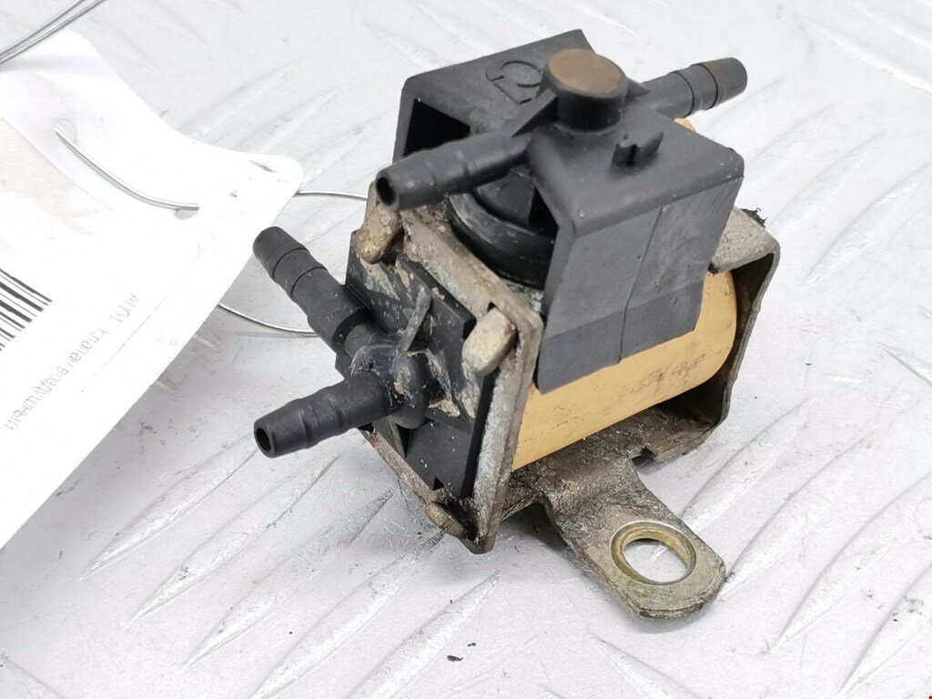Клапан воздушный Ford Galaxy 1 054906267A арт. 1737422