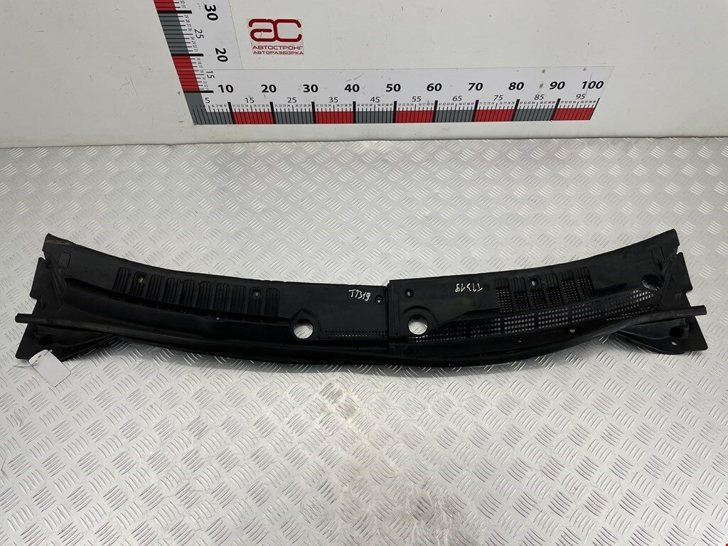 Дождевик (жабо) Nissan Almera_Tino 66863BU200 арт. 1528570