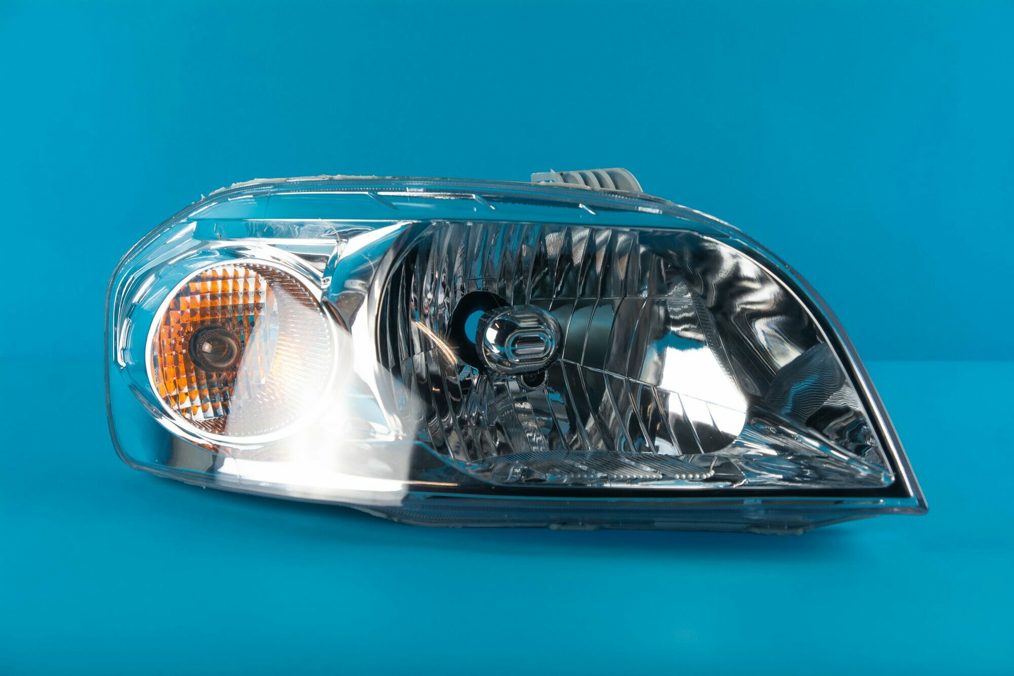 Фара Chevrolet Aveо T250 Шевроле Авео I поколения, года 2005-2011 , 1 шт. ближний дальний свет галогенная передняя правая