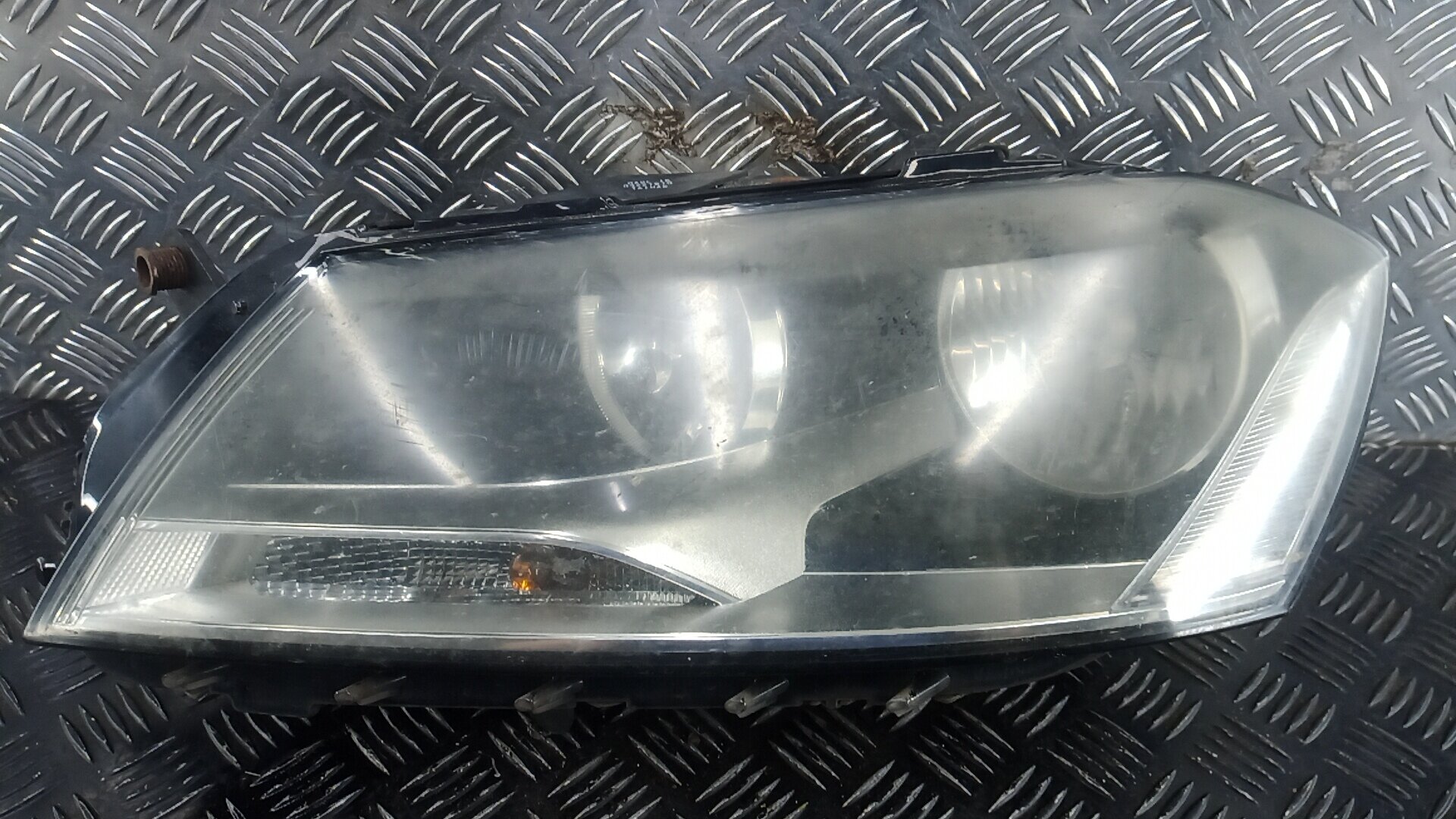 Фара левая VOLKSWAGEN PASSAT B7, Номер 3AC941005