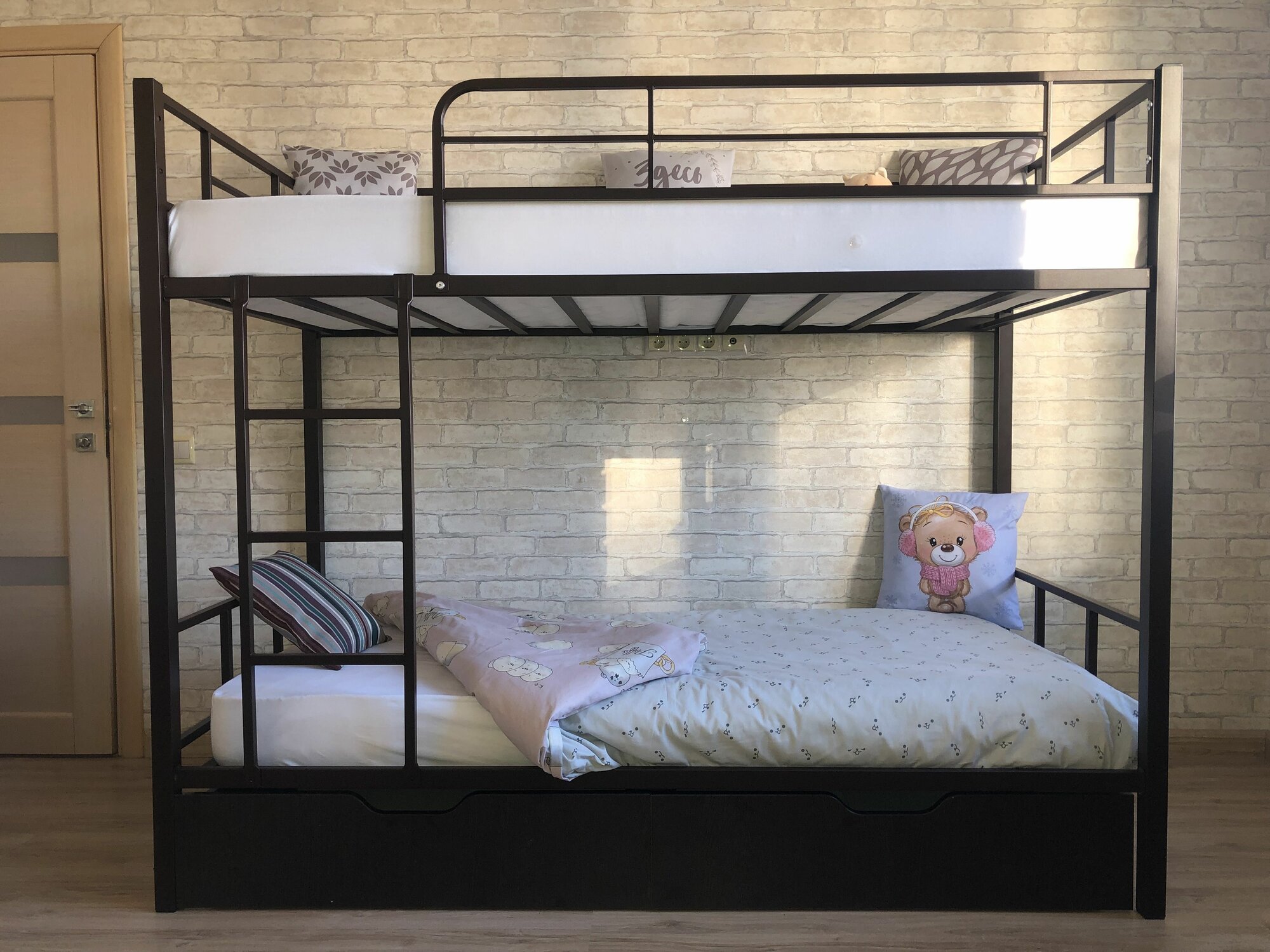 Двухъярусная кровать "Севилья-2", с ящиком, для детей и взрослых