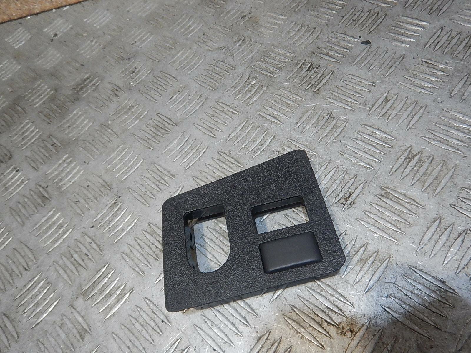 Б/У Накладка декоративная, Nissan (Ниссан)-QUASHQAI (07-) NISSAN QUASHQAI (07-) Без видимых повреждений. 437144 NISSAN а...