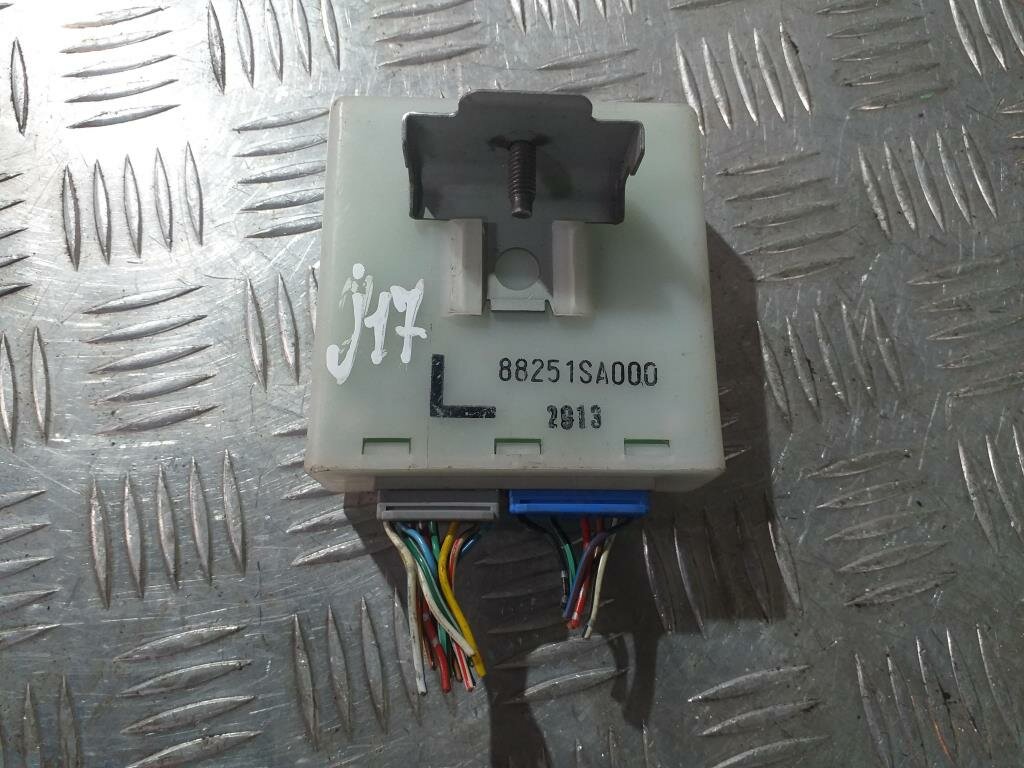 Блок управления Б/У для SUBARU Impreza GD/GC/GG (2000—2002) 88251SA000