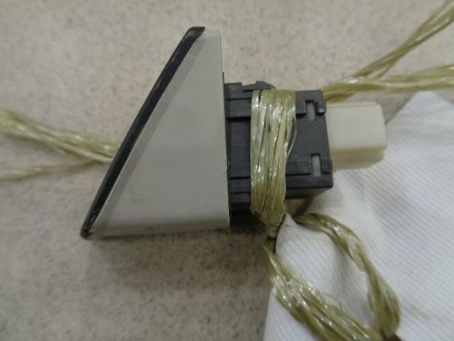 Индикатор от Toyota Yaris 2005-2011