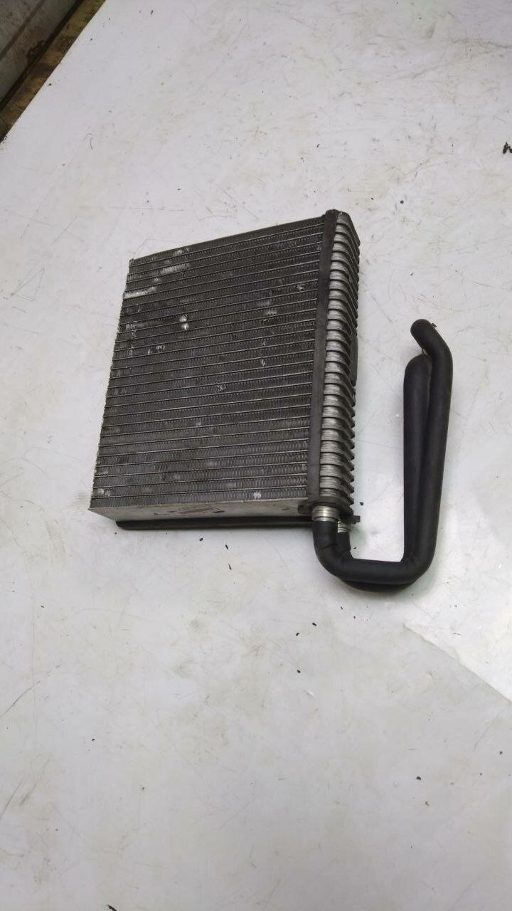 Радиатор кондиционера Opel Vectra C 2005 661232C