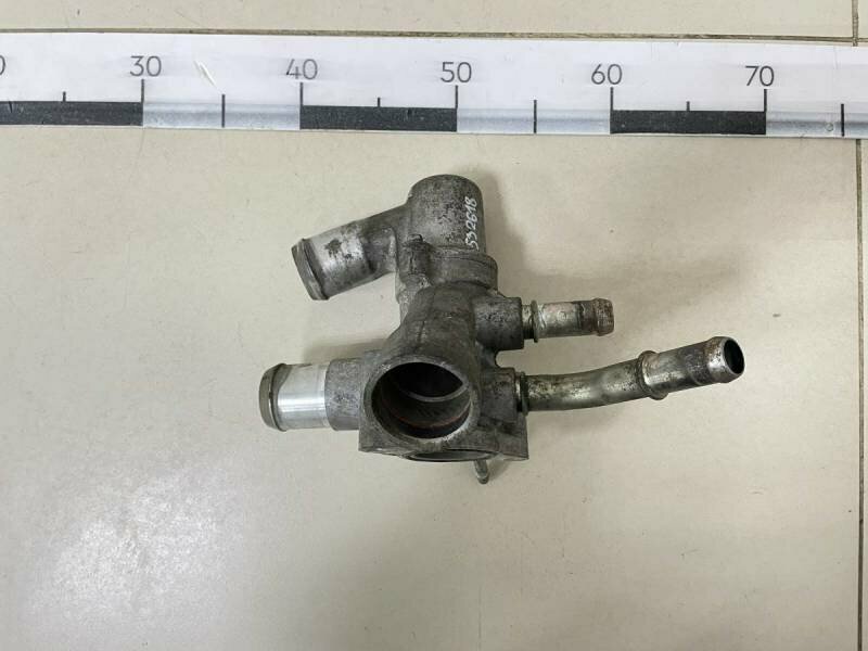 Корпус термостата Ford Explorer 2010 кат.номер: AT4Z8A586B