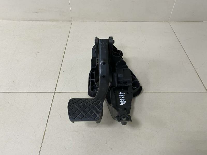 Педаль тормоза Volkswagen Polo Mk6 2020 кат.номер: 6C1721058D