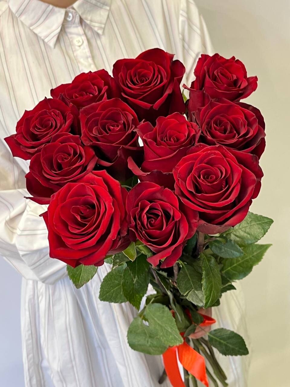 Букет из красных роз «Бордо» - 15 шт