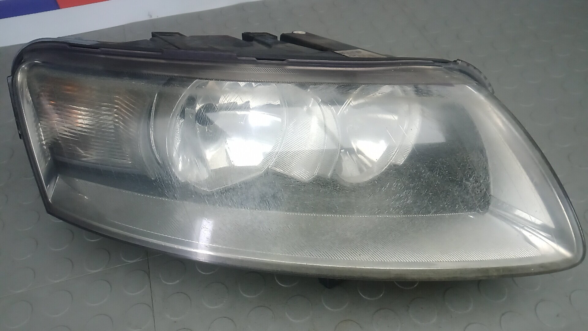 Фара правая AUDI A6 ALLROAD C6, Номер 4F0941004C