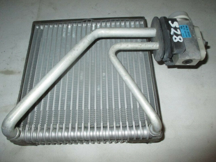 Радиатор испаритель кондиционера 96539652 96539646 4253-0243 Шевроле Авео Т200-250 на Все