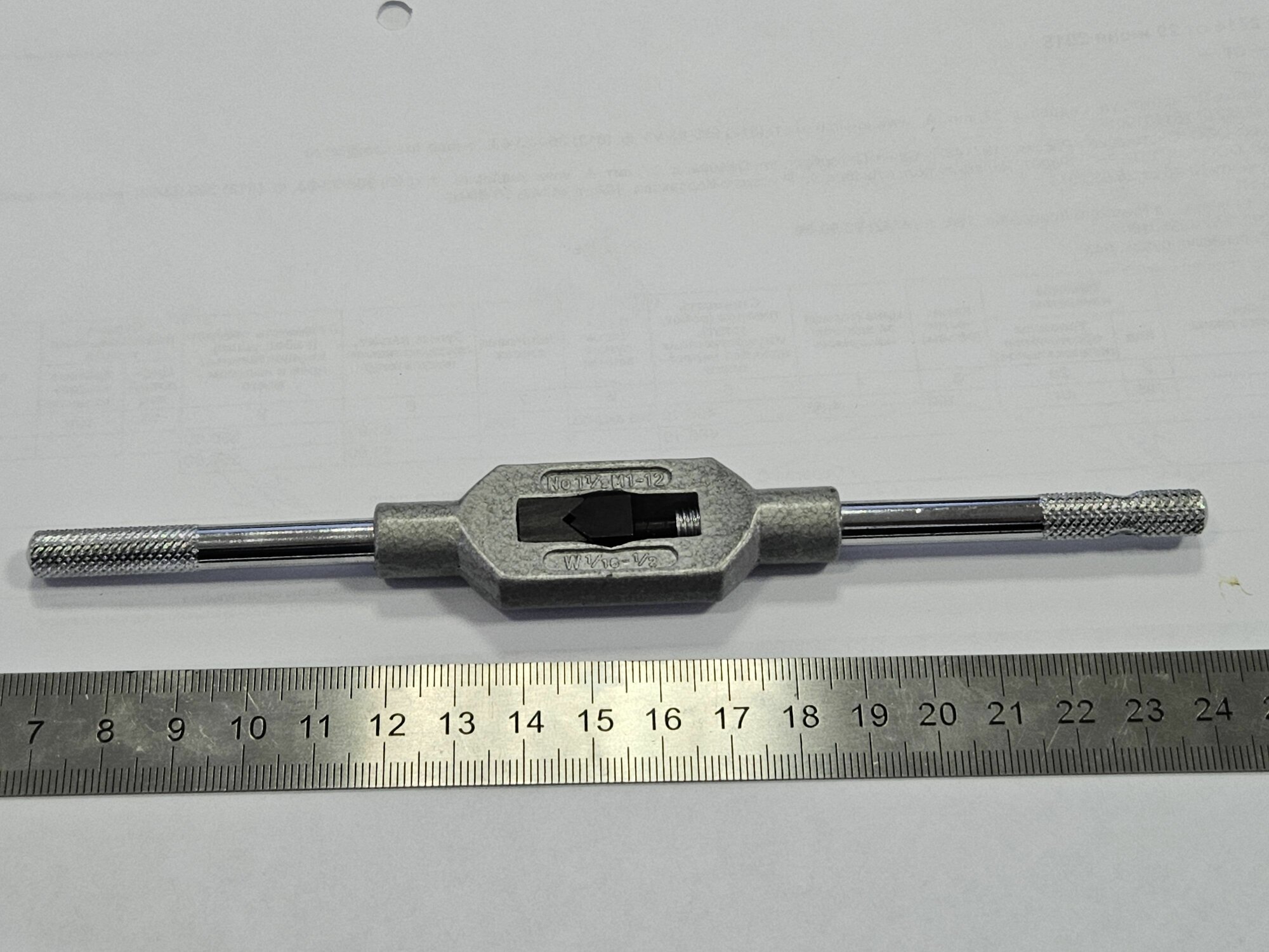 Вороток для метчиков М1 - М12 (W 1/16 - 1/2)