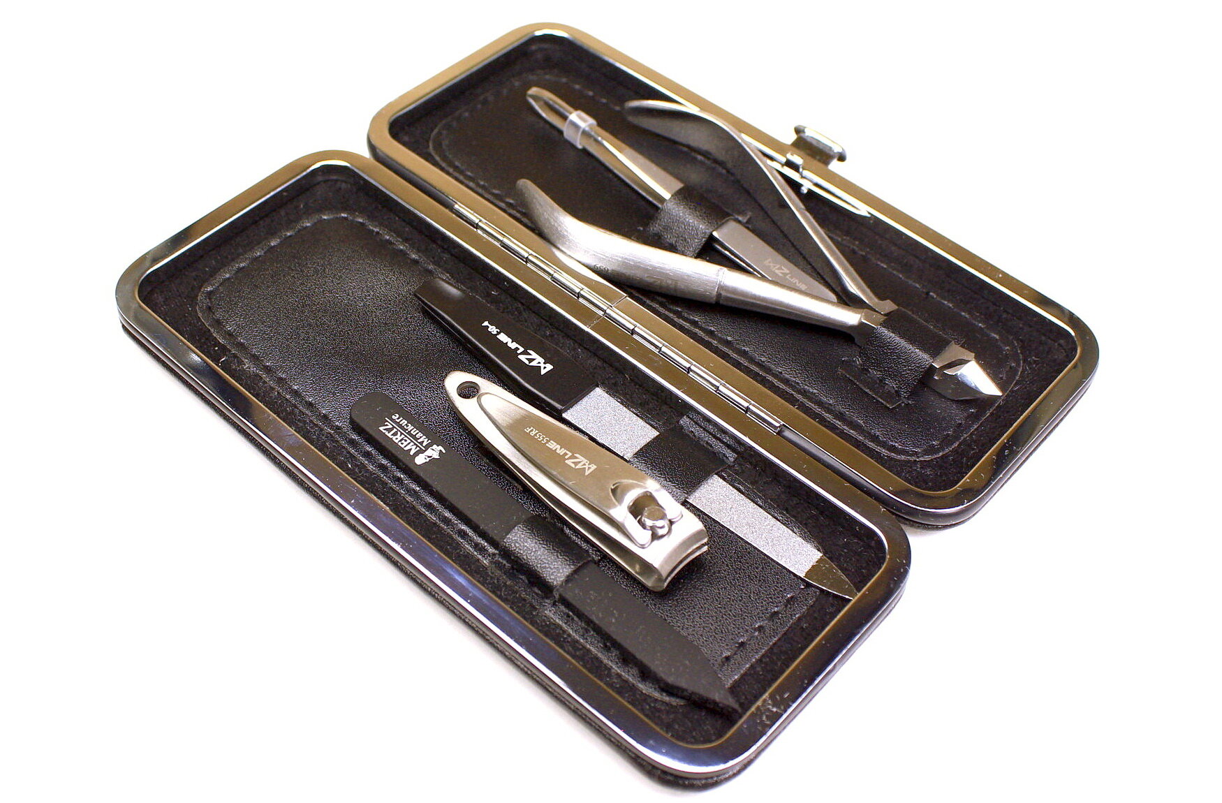 Маникюрный набор Mertz 20026 из Германии, 5 предметов, чехол черного цвета на замке, компактный размер