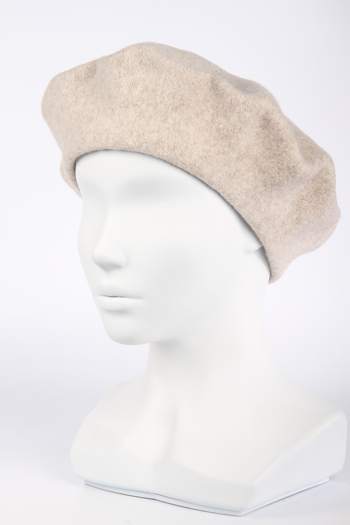 Берет для женщин