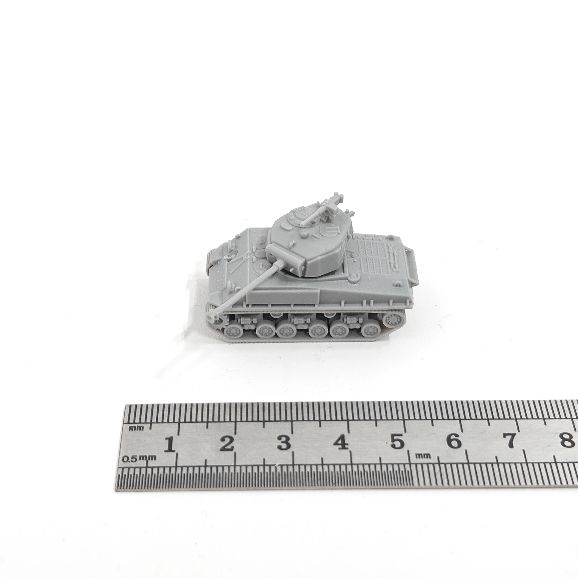 Комплект модели Танка Шермана в масштабе 1/144 M4A3E8