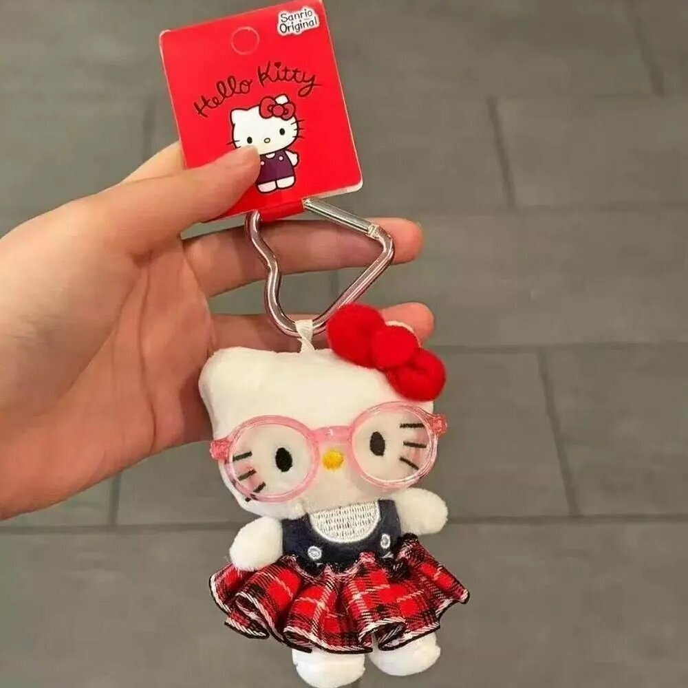 Плюшевая фигурка Kitty в очках милая подвеска — для девушек и подарков на праздники