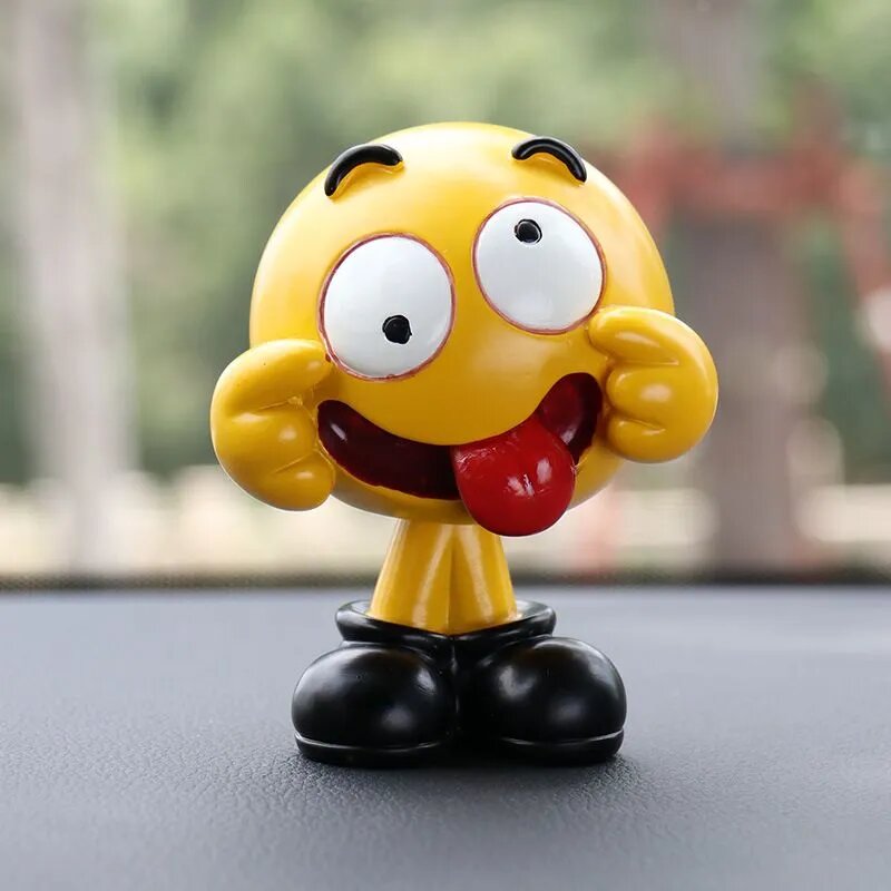 Фигурка декоративная смайлик 7 см желтого цвета для декора