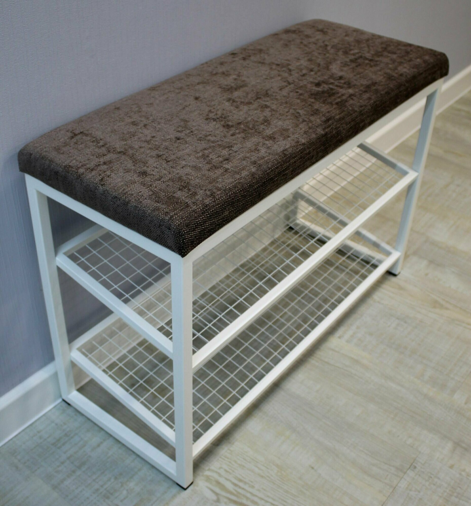 Обувница с мягким сиденьем "Энни" / 100х30х52см / белый каркас - коричневый шенилл