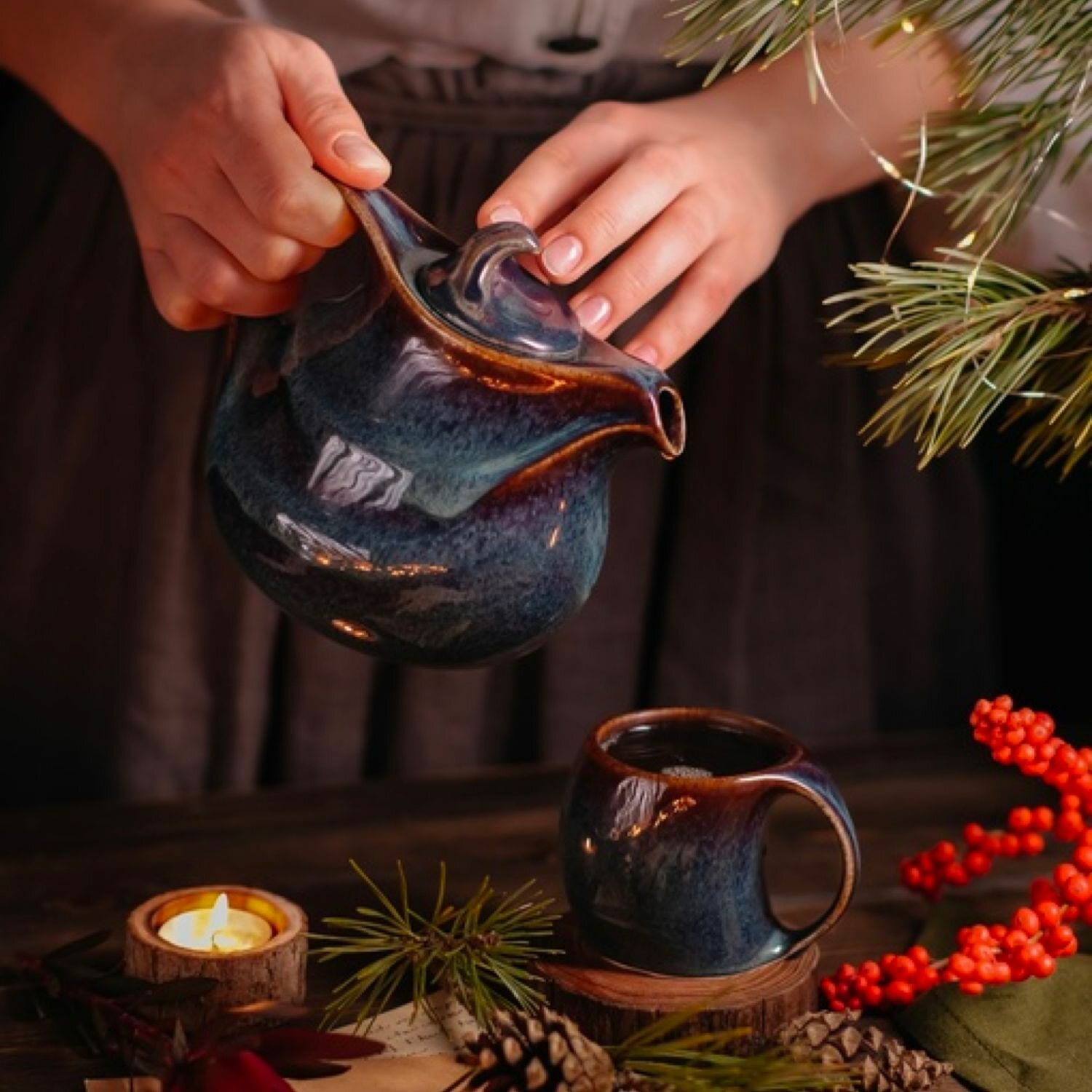 Заварочный чайник ручной работы Цветок Фригг VELES «Полночь Волшебства», фарфор, 700 мл