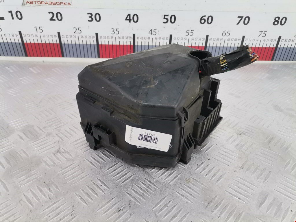 Блок предохранителей Honda CR-V 3 38250SWYE01 арт. 1693157