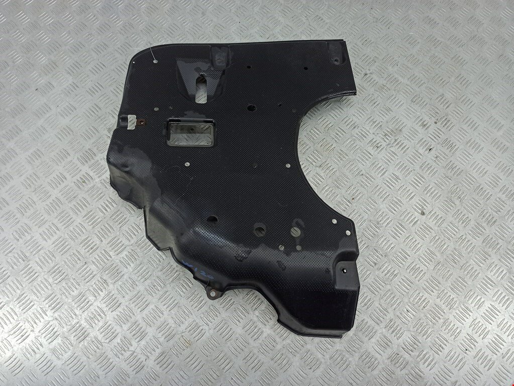 Защита днища Toyota Prius 2 (XW20) 5839847020 арт. 1780400