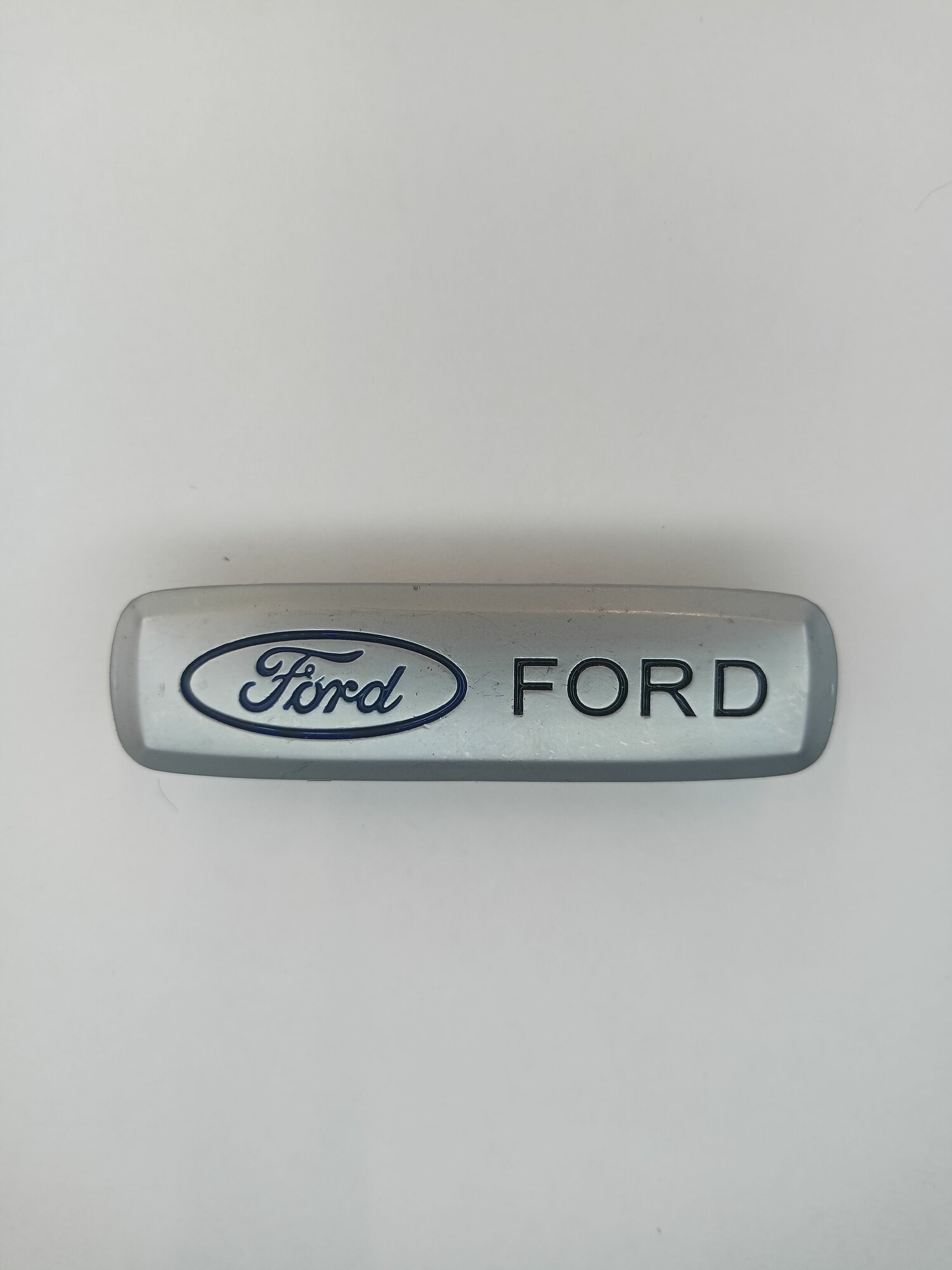 Логотип с маркой автомобиля для ЭВА ковриков FORD