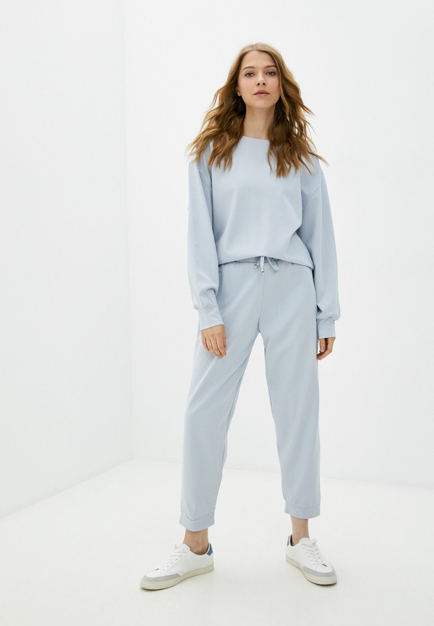 Костюм спортивный