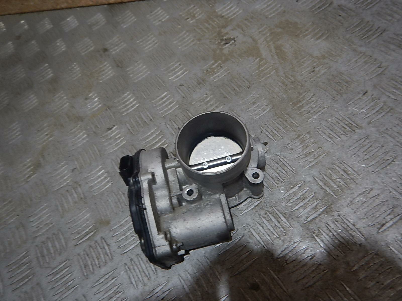 Б/У Заслонка дроссельная электрическая, ГАЗ-3302 ГАЗ 3302 Трещина на корпусе. 474826 GAZ арт. 28316394