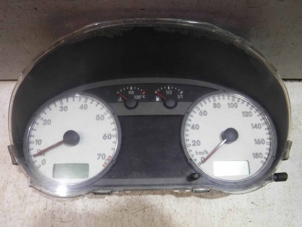 Панель приборов VW Pointer 5X0920826T