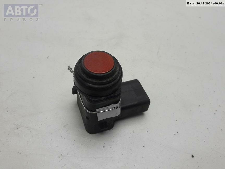 Датчик парковки (парктроник) задний Volkswagen Golf-5