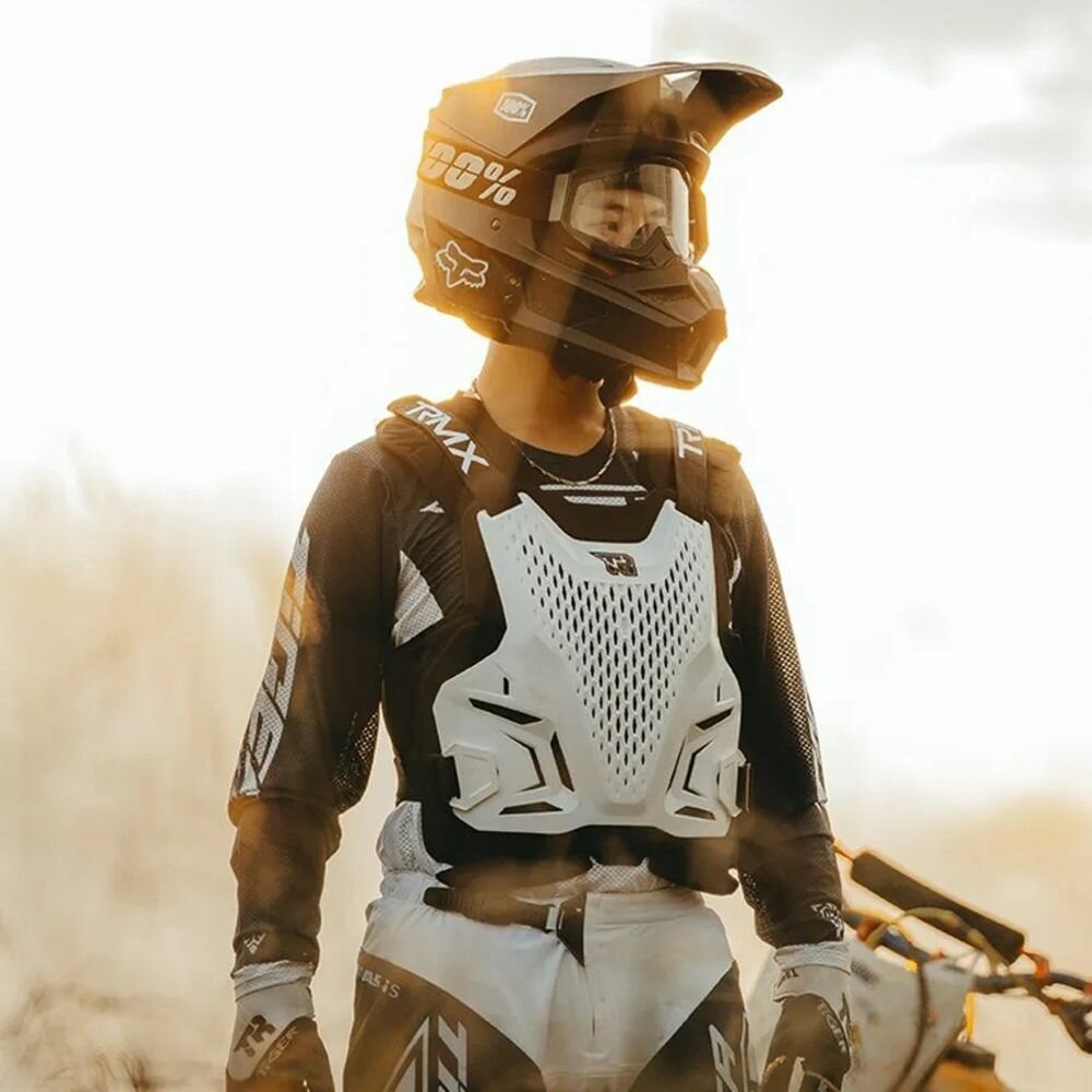 Защита тела (моточерепаха) TIGER H6, р-р XL, для мотокросса и эндуро, белая.