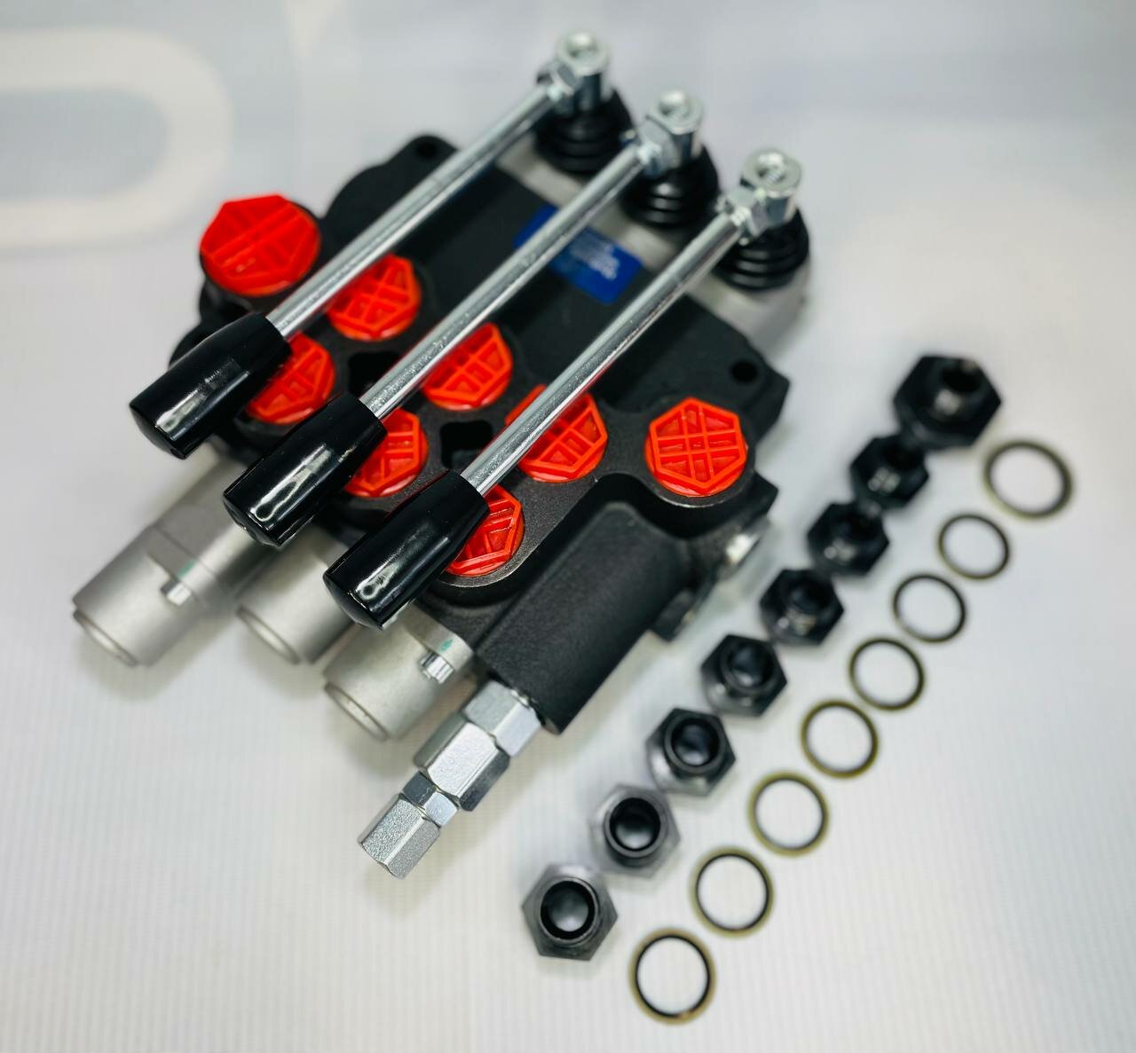 Гидрораспределитель 3P80-A1A8L12 (без фиксации С фиксацией и плавающим)+ комплект штуцеров