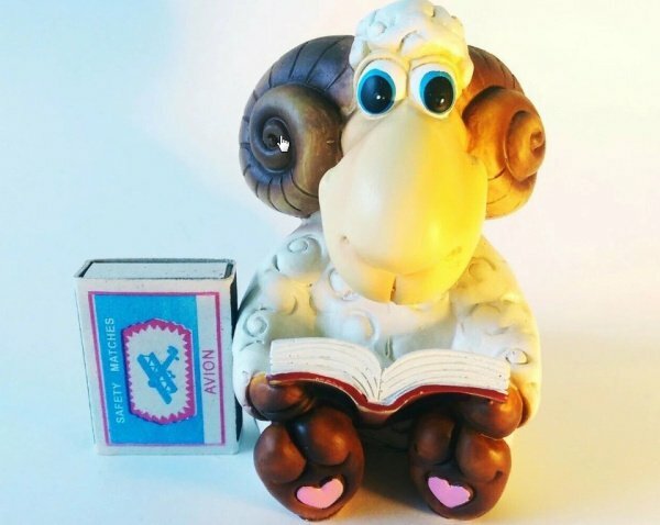 Копилка Баран с книгой 6908