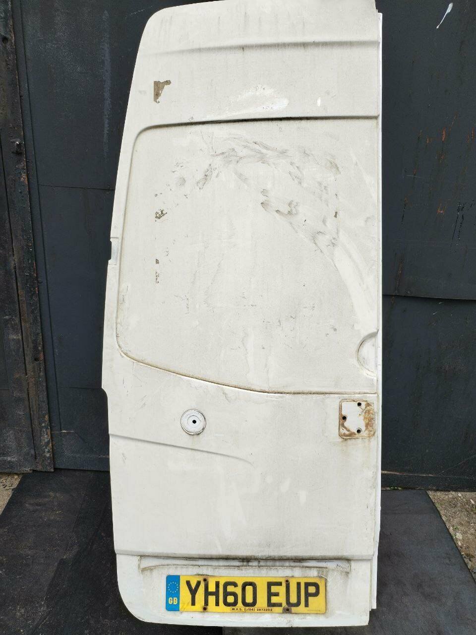 Дверь задняя распашная Mercedes-Benz Sprinter W906 рест. 2016 A9067400105