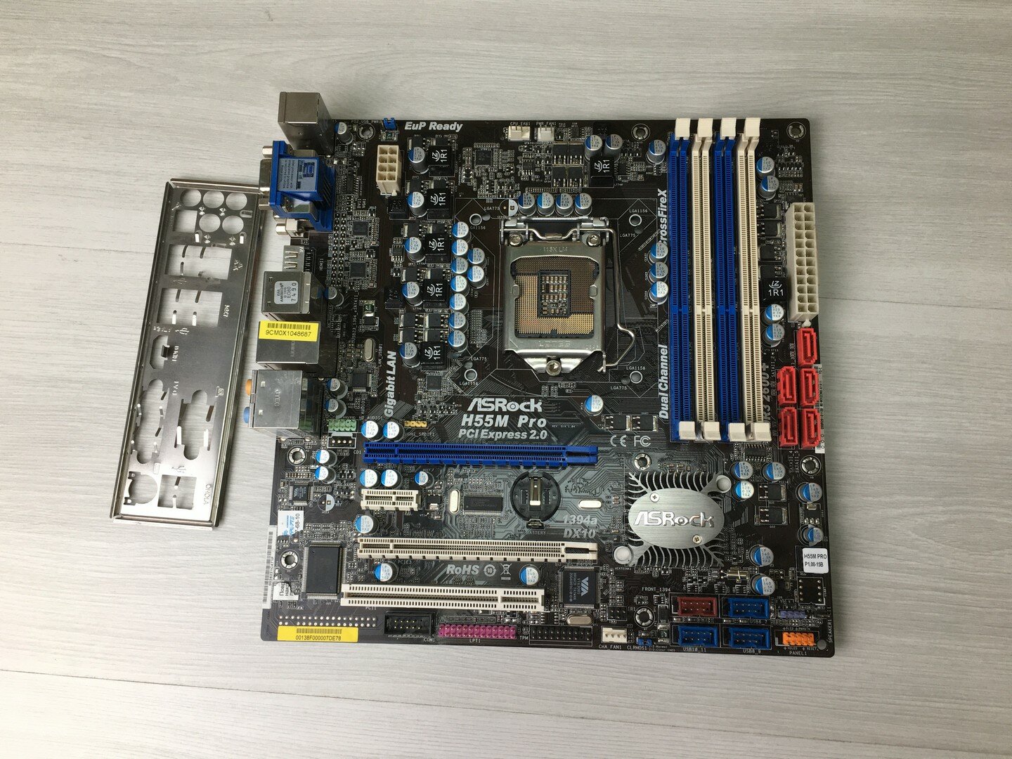 Материнская плата S-1156 ASRock H55M Pro REV. G/A 1.04, H55/PCI-E/VGA/DVI/HDMI/4xDDR3/GbLAN/Sb/mATX