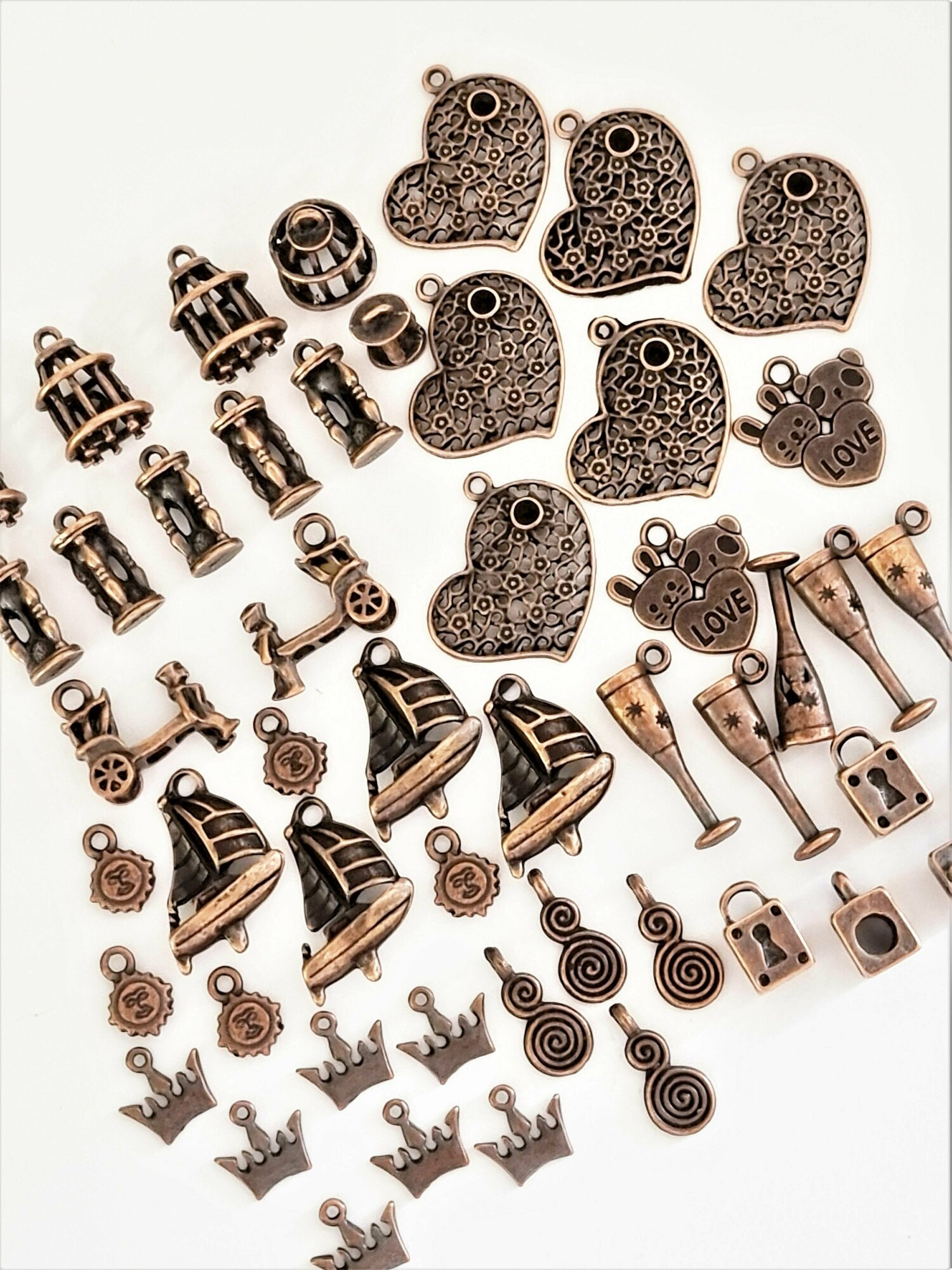 Подвески металлические. Медь. 49шт.