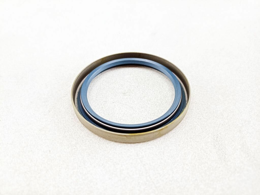 Сальник коленвала передний для двигателей ЗМЗ 406, 409, 514 а/м УАЗ, ГАЗ (55х70х8)