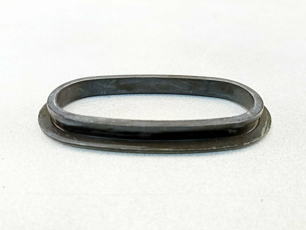 Уплотнитель крышки клапанов для двигателя 51432 евро-4, с 05.2012 года выпуска