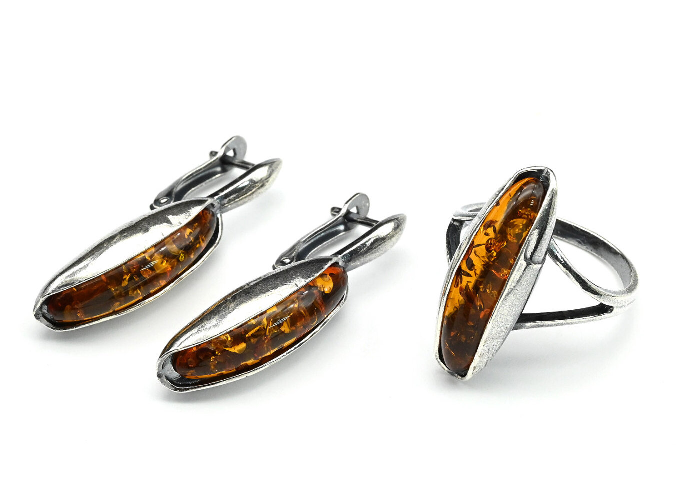 Серьги, янтарь