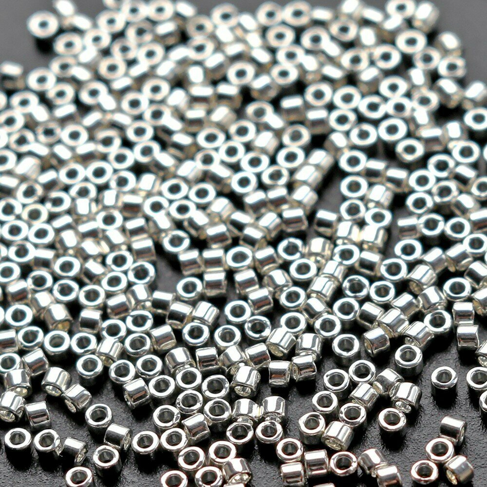 Бисер японский MIYUKI 10 гр Миюки цилиндрический Delica Делика 11/0 размер 11 DB-551 покрытие серебро (Bright Sterling Plated)