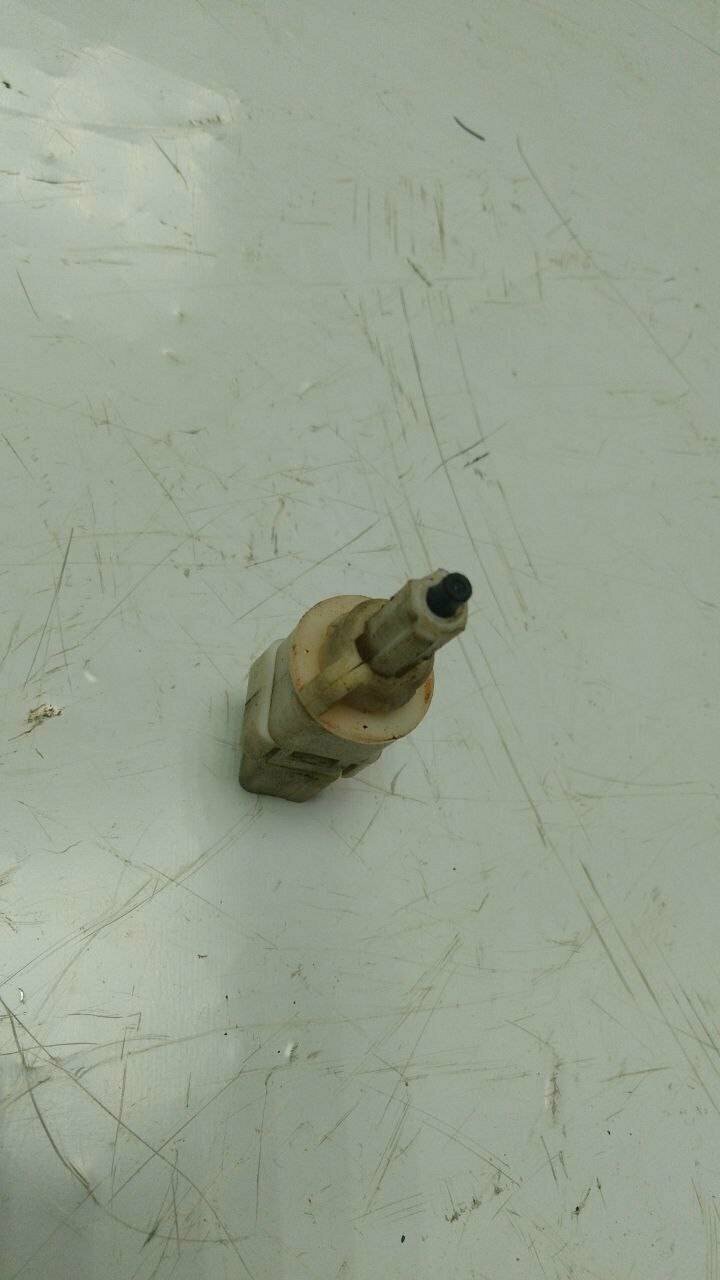 Датчик педали тормоза (лягушка) Opel Vectra C (2002 - 2005)