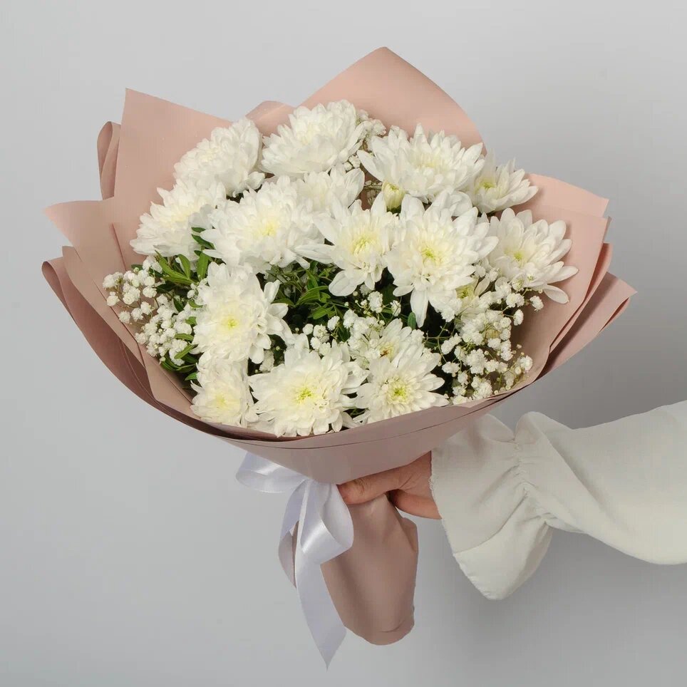 Букет СоюзЦветТорг "Небесная лёгкость", хризантема, гипсофила и фисташка