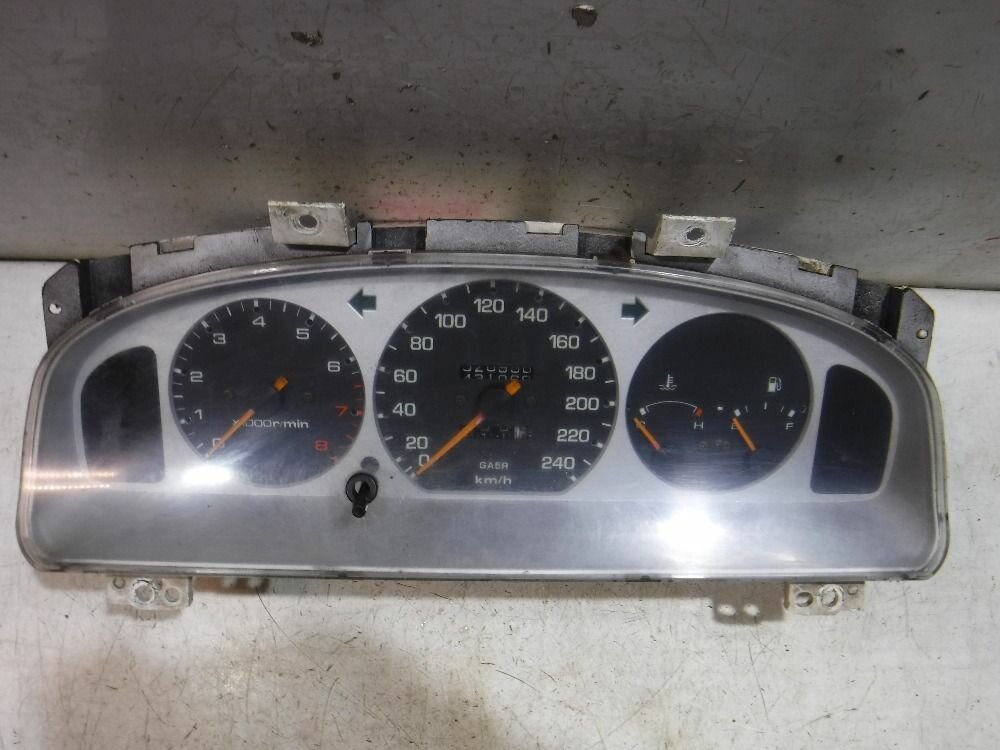Панель приборов Mazda 626 GE GA5R55430A