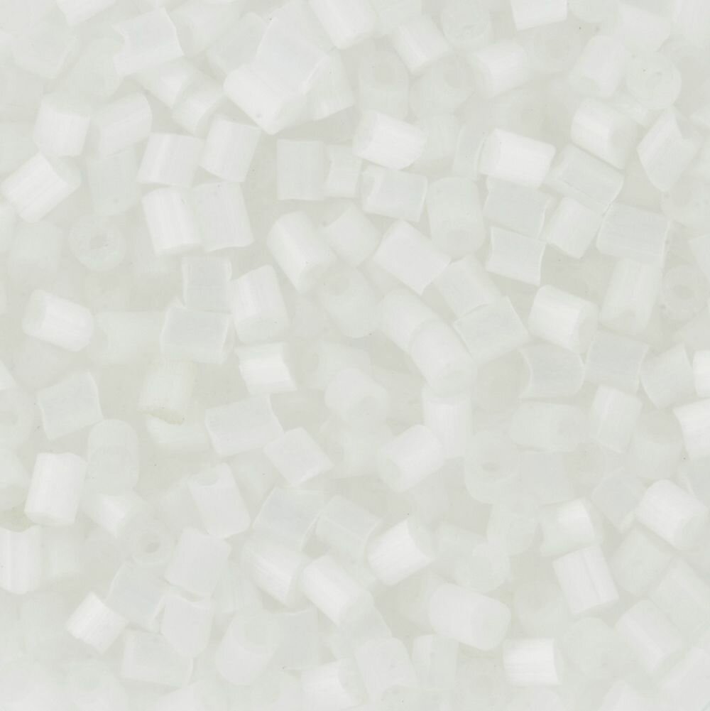 Бисер "Zlatka" рубка GC 10/0 (0361-0379) 10 шт 10 г №0361 белый