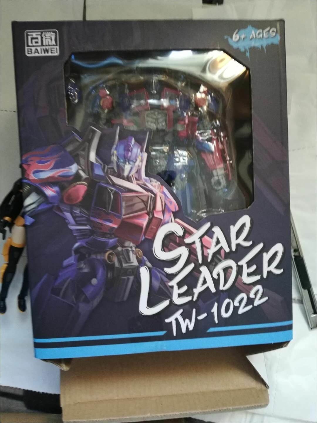 Baiwei TW1022 штурмовая колонна из сплава Skyfire Optimus деформационная игрушка King Kong автомобильный робот модель 18 см -kpa
